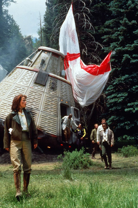 Photos de Earth 2 de Billy Ray, Michael Duggan, Carol Flint, Mark Levin ...