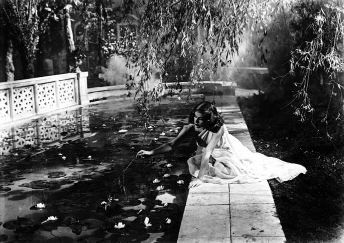 Stills from Alraune - Arthur Maria Rabenalt (1952) - page #1