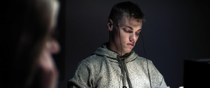 Photos de Incontrol de Kurtis David Harder (2017) - page 1