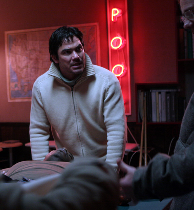 Stills from Arctic Predator - Víctor García (2010) - page #1