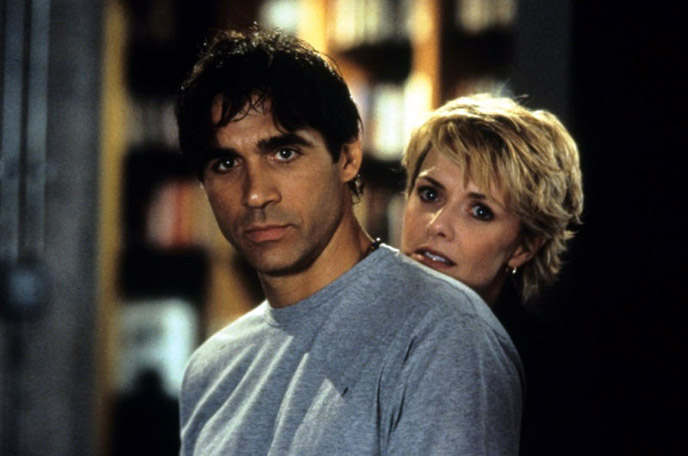 Stills from The Void - Gilbert M. Shilton (2001) - page #1